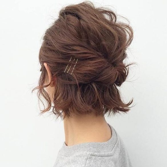 Idei de coafuri simple si elegante pentru par scurt