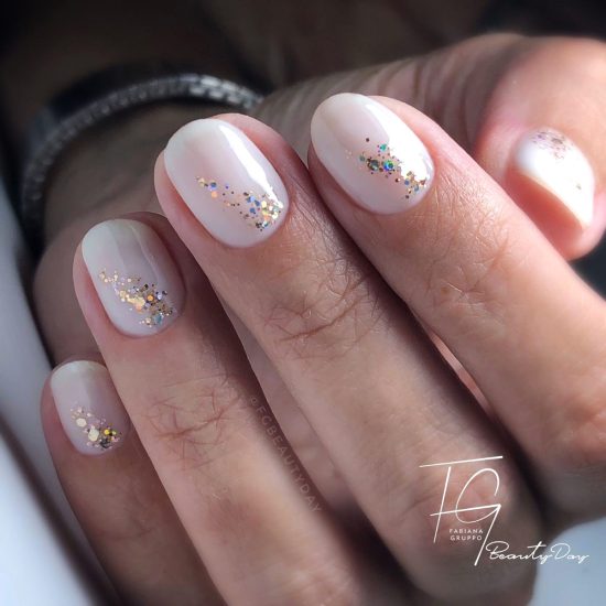 Unghii cu Gel Scurte – Modele simple si indraznete