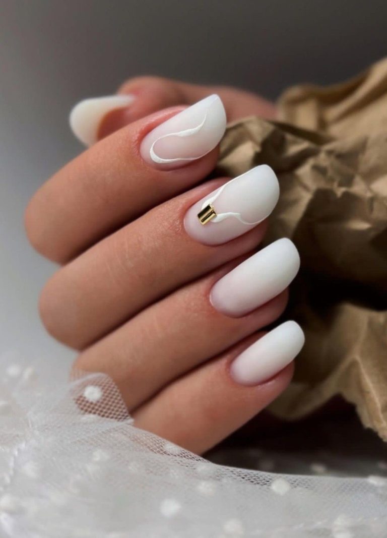 Unghii Alb Laptos | Nuanta preferata pentru manichiuri cu gel